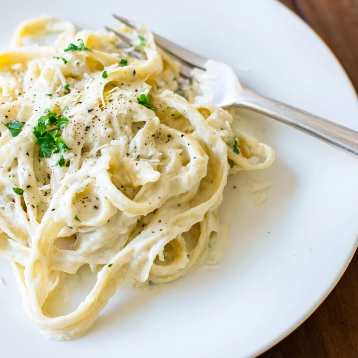 Velvety Low-Fat Alfredo with Cauliflower Sauce